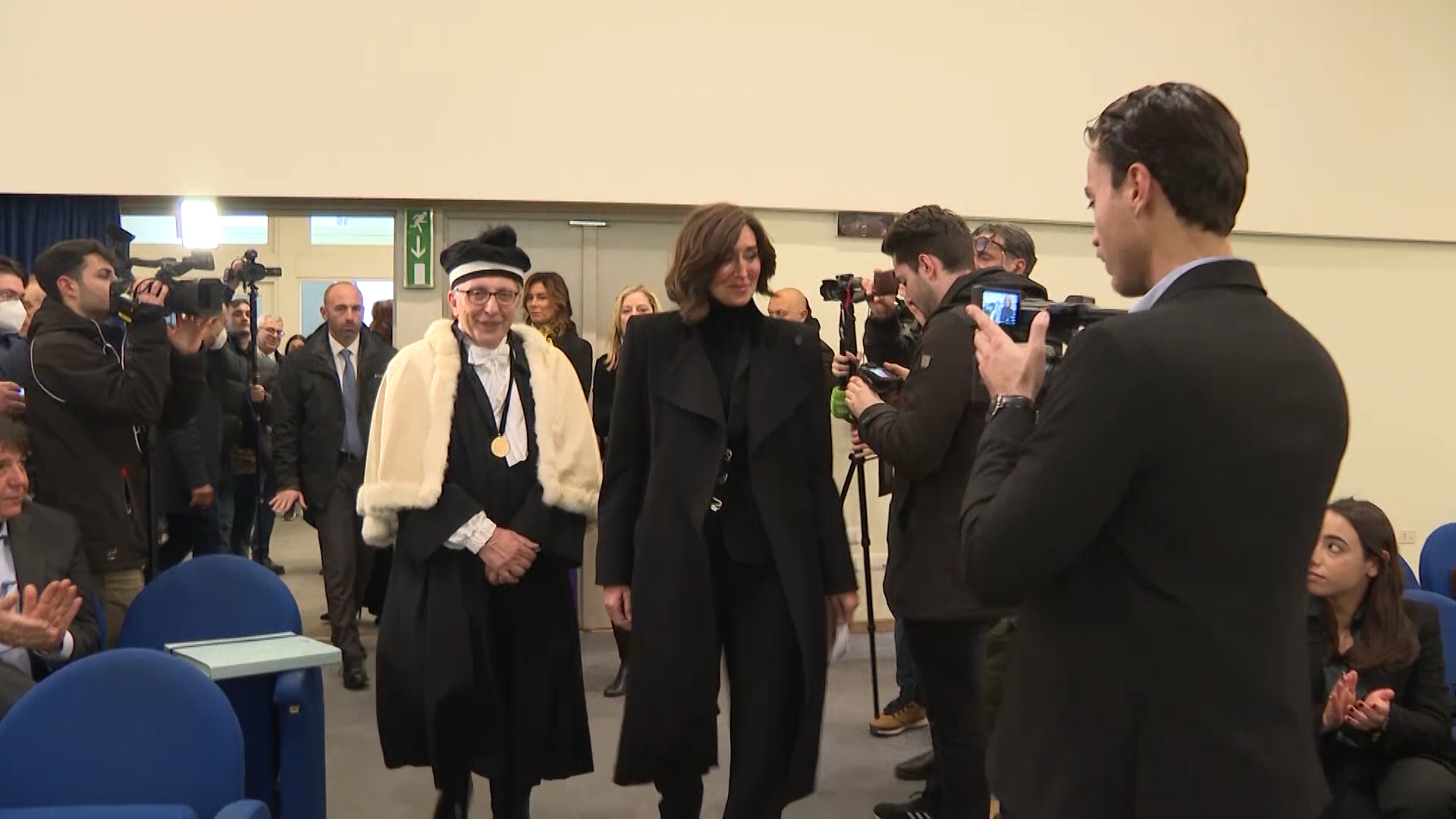 Al Suor Orsola Benincasa il ministro Bernini per l’inaugurazione dell ...