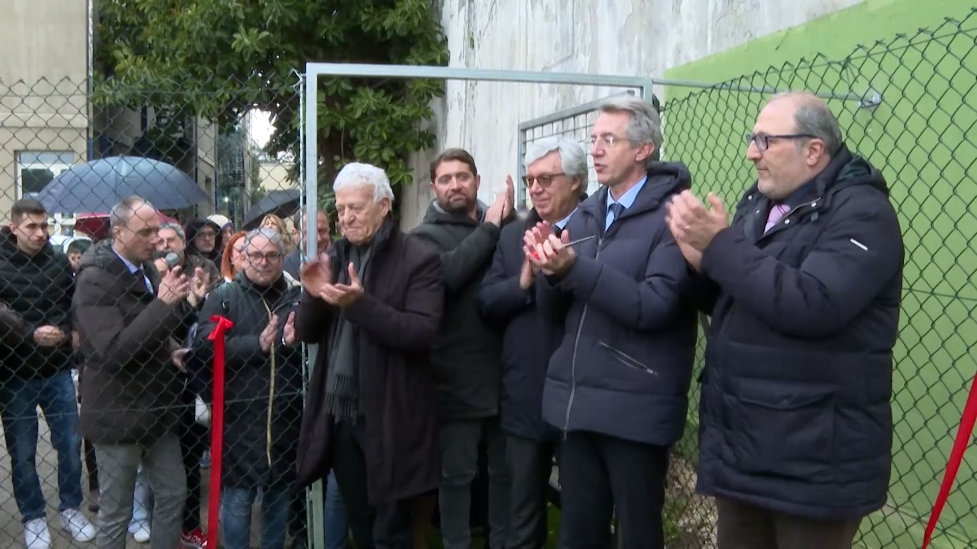 Al Rione Amicizia inaugurato il nuovo campetto di calcio