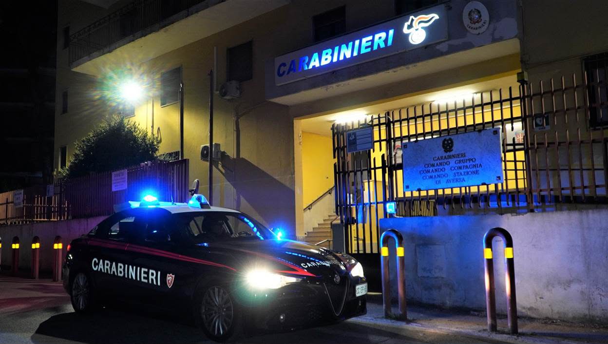 Dramma della gelosia a Parete, fucilata al rivale è grave. Arrestato